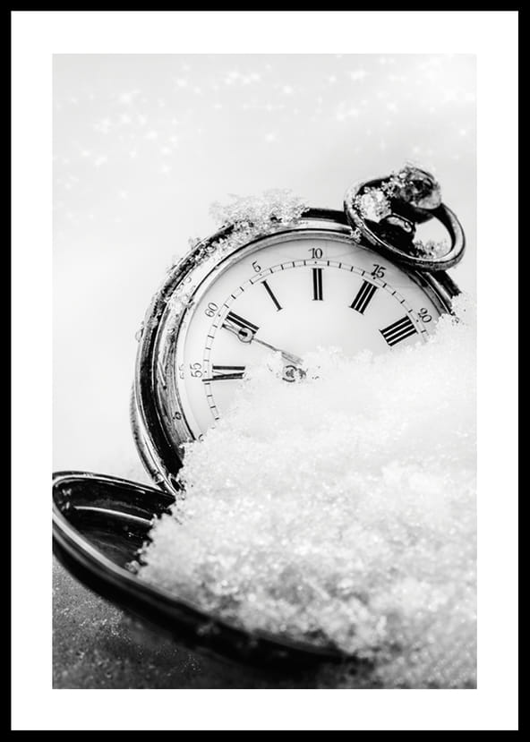 Clock In Snow Poster | Fotokunst | Gallerix.de